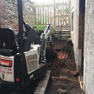 Mini Digger Hire, Foundations, Landscaping. Edinburgh. Micro digger and ...
